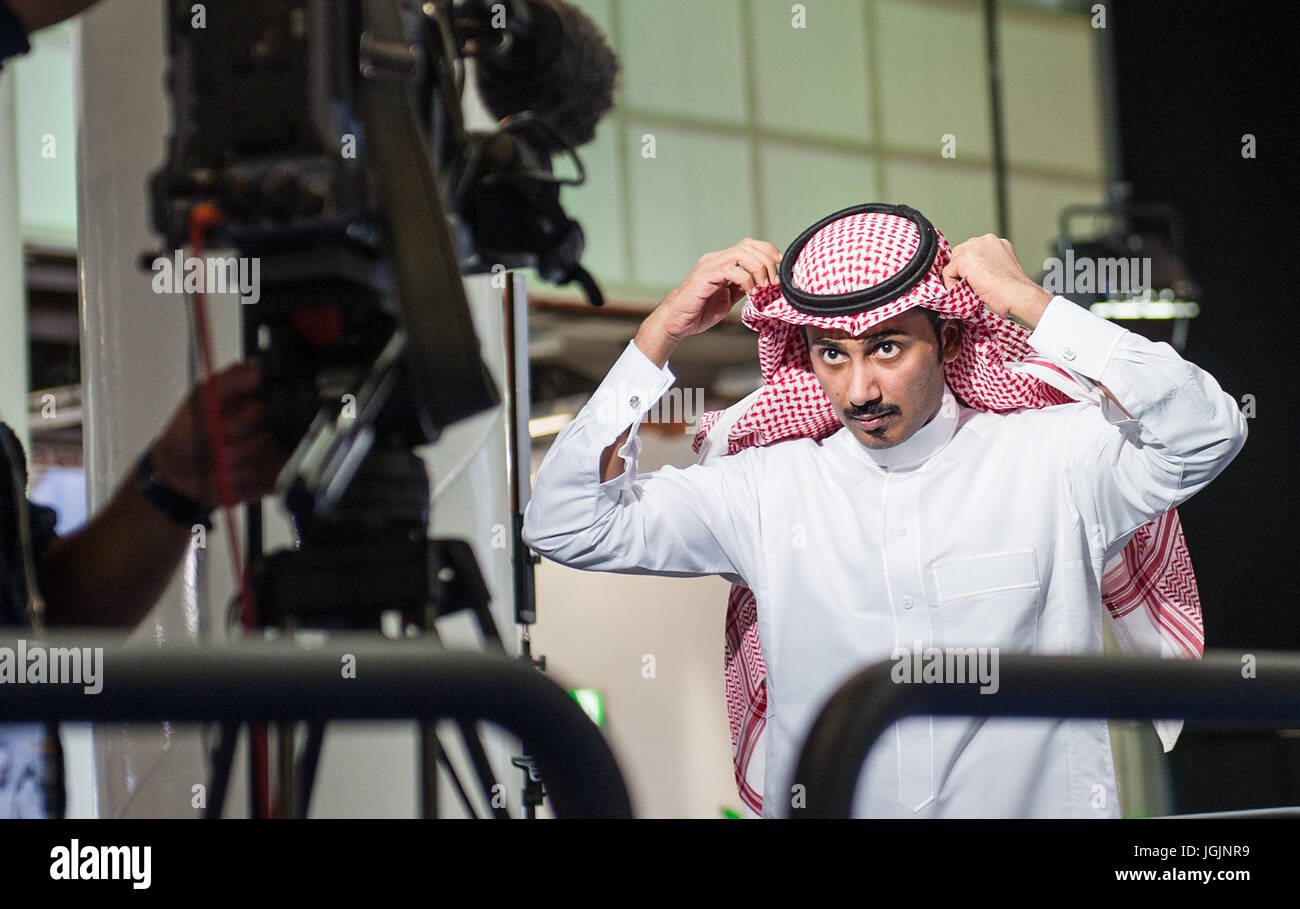 Saudi television hi-res stock photography and images - Alamy