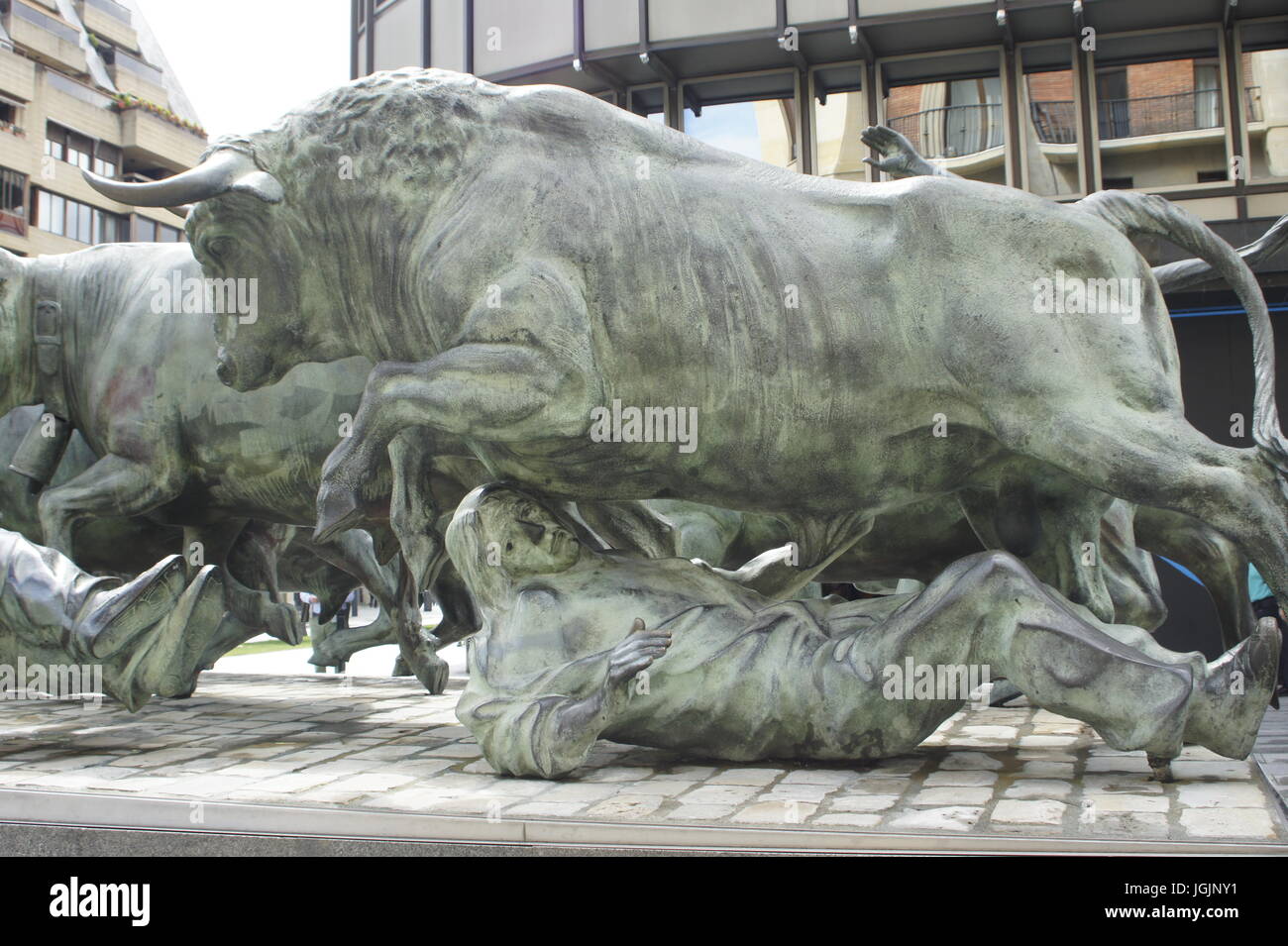 Running of the bulls, pamplona 2017 hi-res stock photography and images ...
