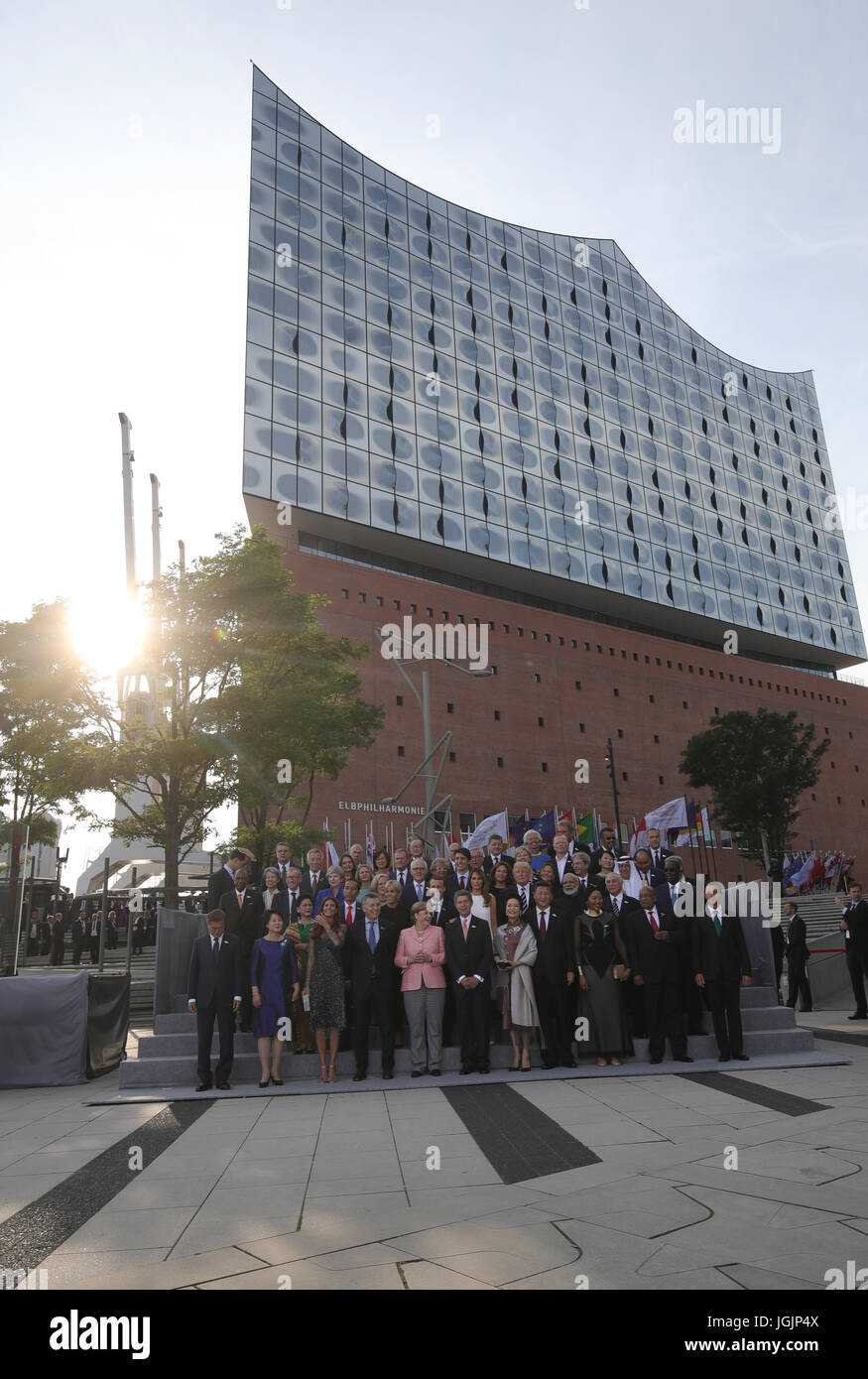 Heads state government pose group hi-res stock photography and images ...
