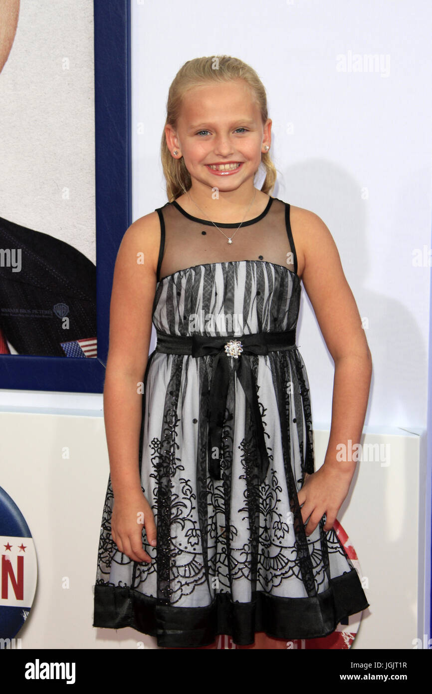 Madison wolfe los angeles premiere hi-res stock photography and images ...