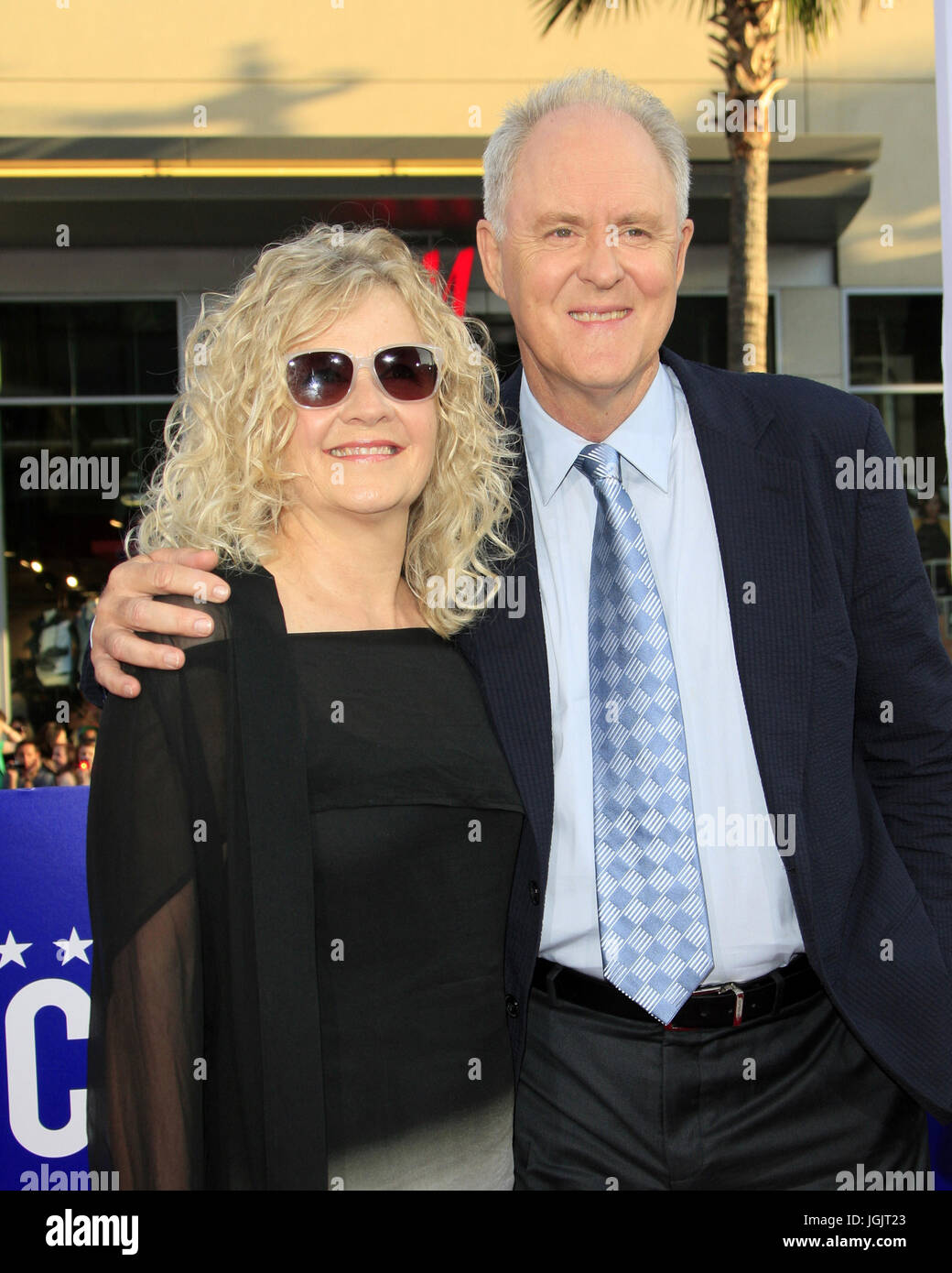 Los Angeles, CA, USA. 2nd Aug, 2012. LOS ANGELES - AUG 2: John Lithgow ...