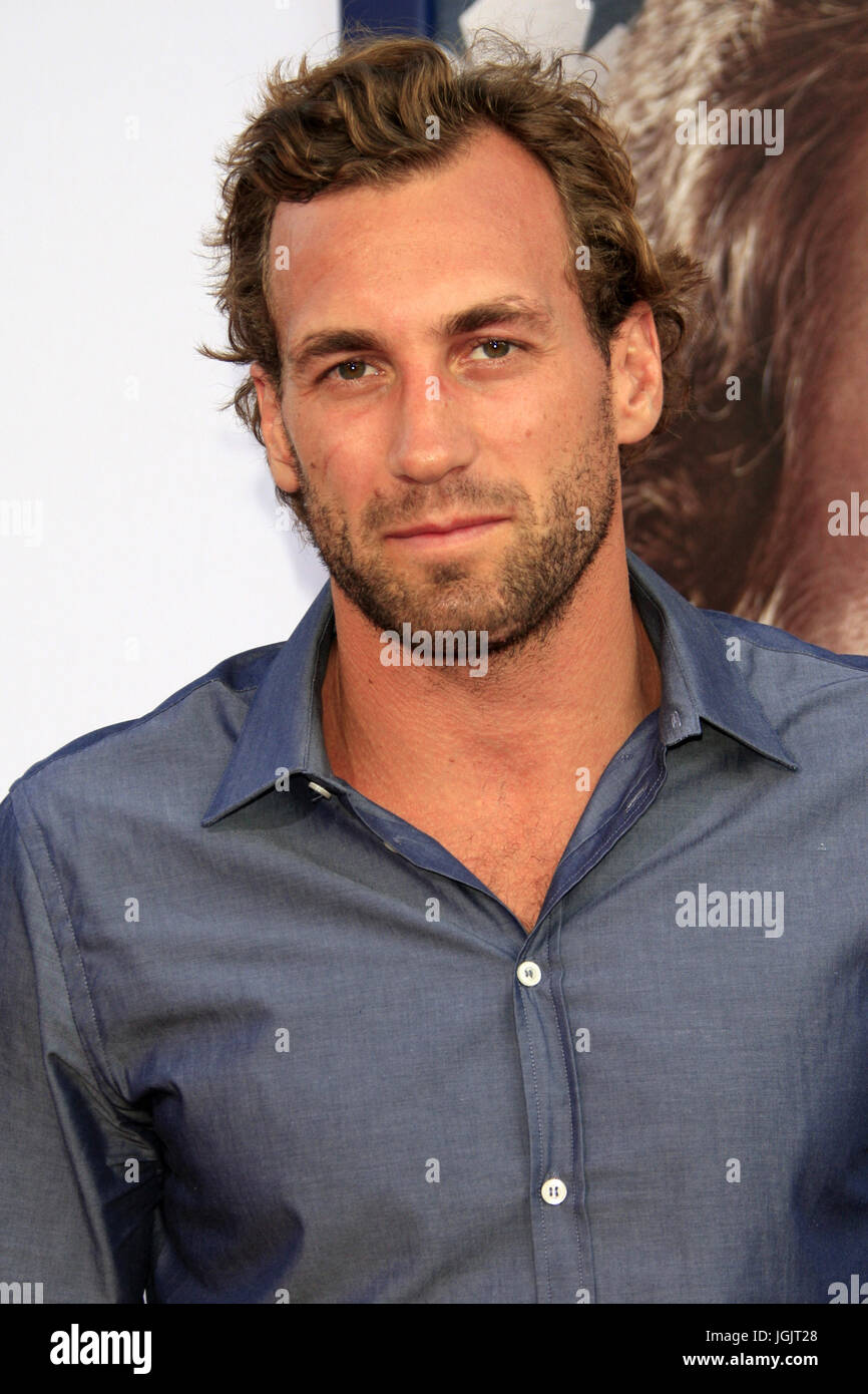 Los Angeles, CA, USA. 2nd Aug, 2012. LOS ANGELES - AUG 2: Jarrett Stoll ...