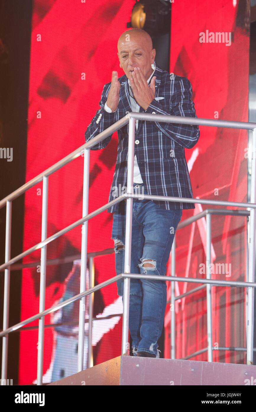 Borehamwood, UK. 7th July 2017. Joe Quaranta is evicted from the Big ...