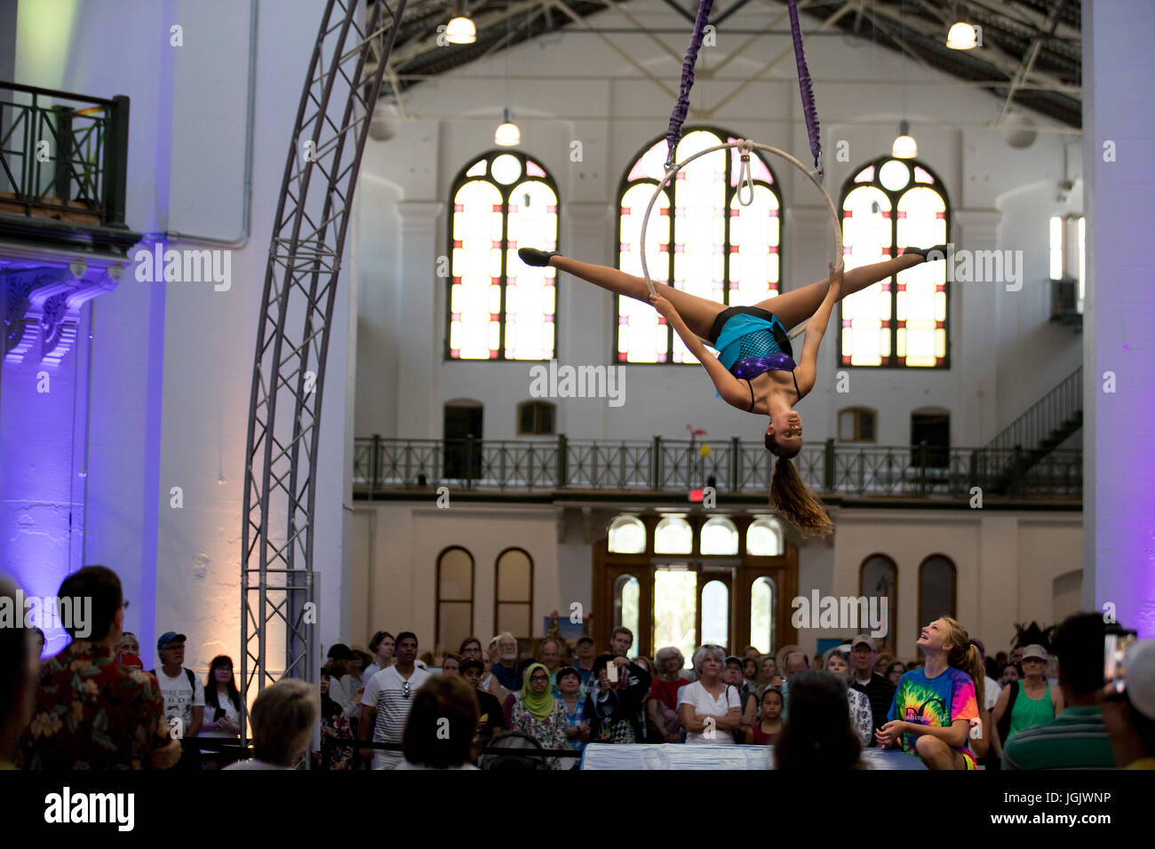Washington, DC, USA. 7th July, 2017. A circus performer performs during ...