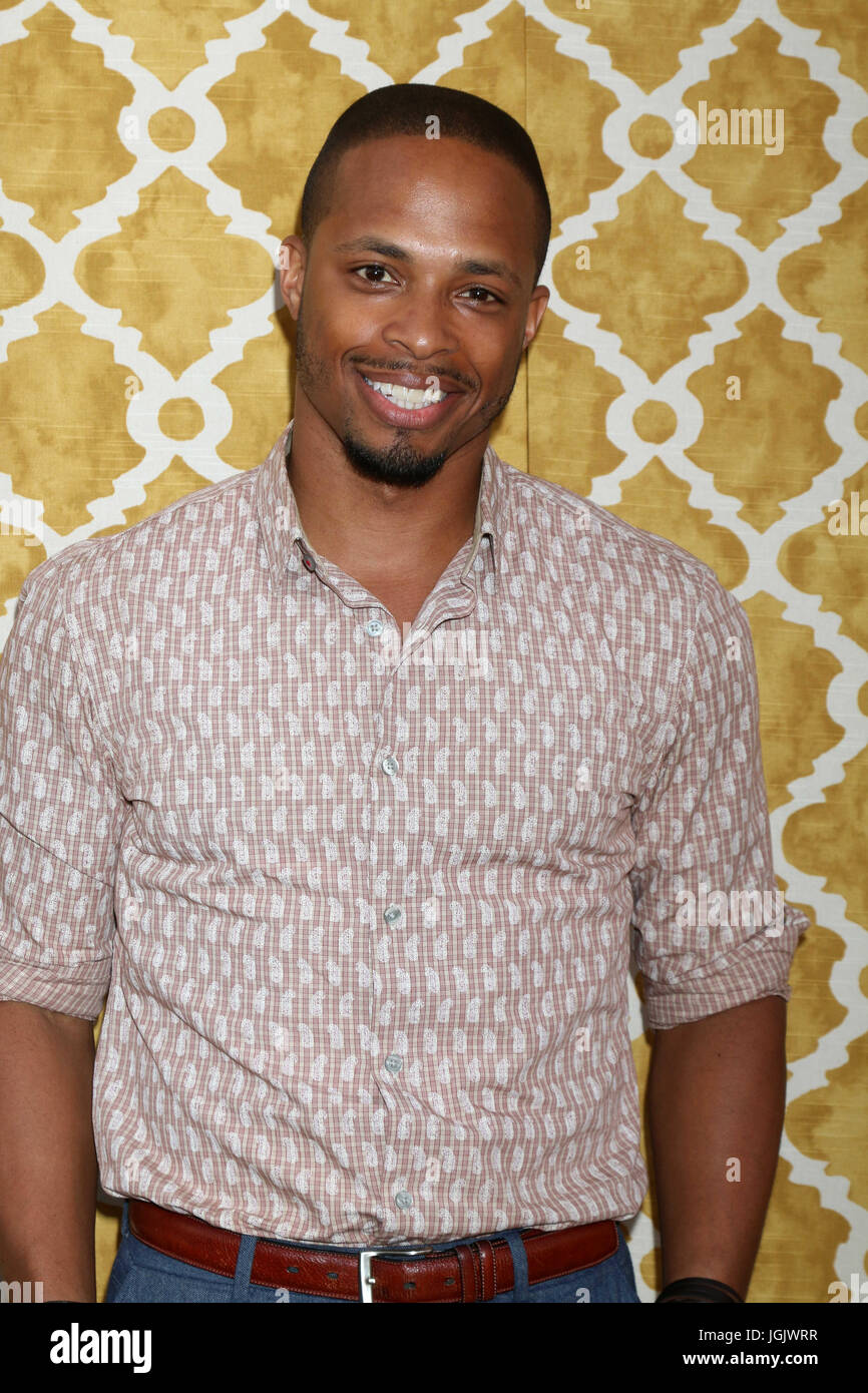 Los Angeles, CA, USA. 31st Mar, 2016. LOS ANGELES - MAR 31: Cornelius ...