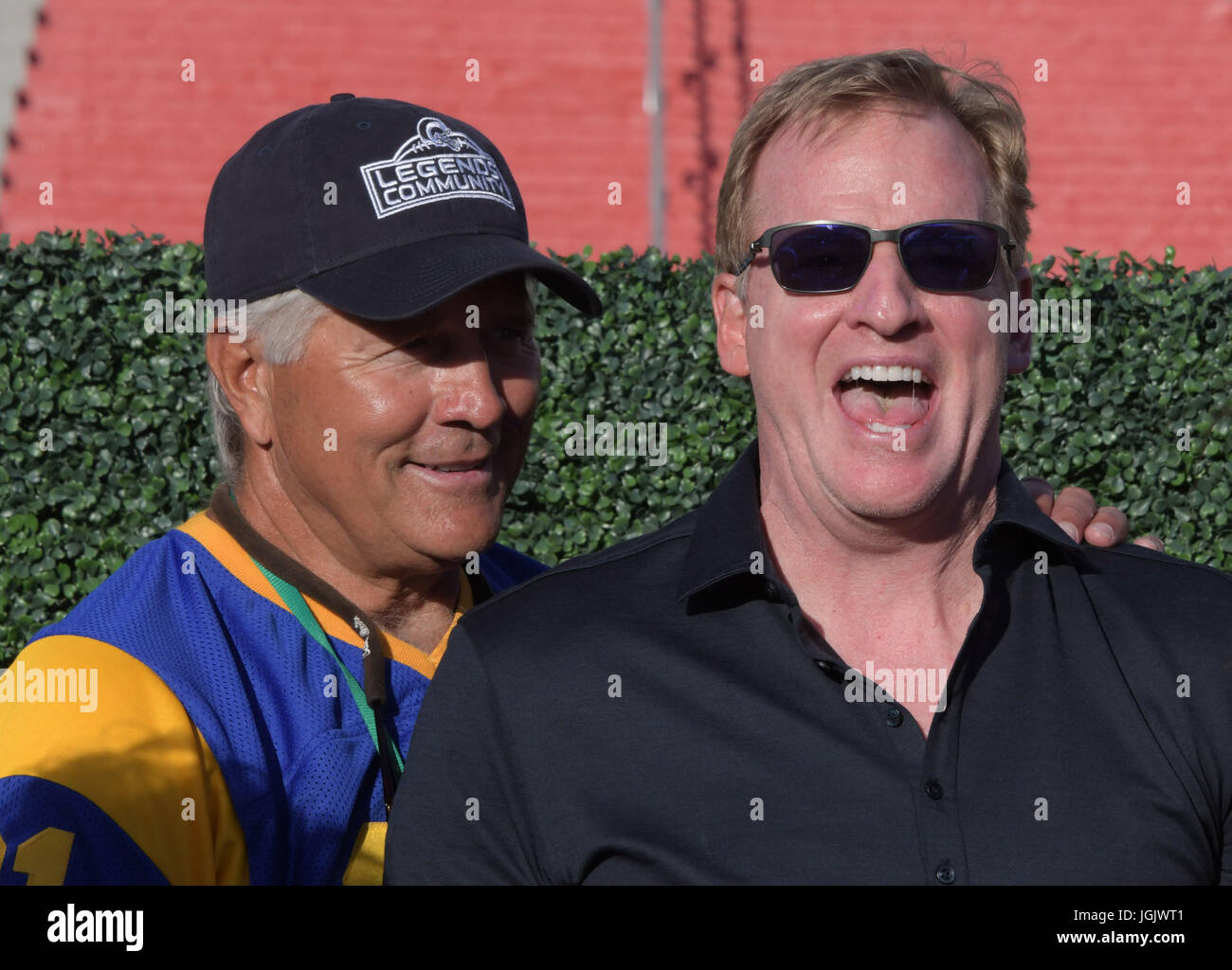 Los Angeles Rams former defensive back Nolan Cromwell (left) and NFL ...