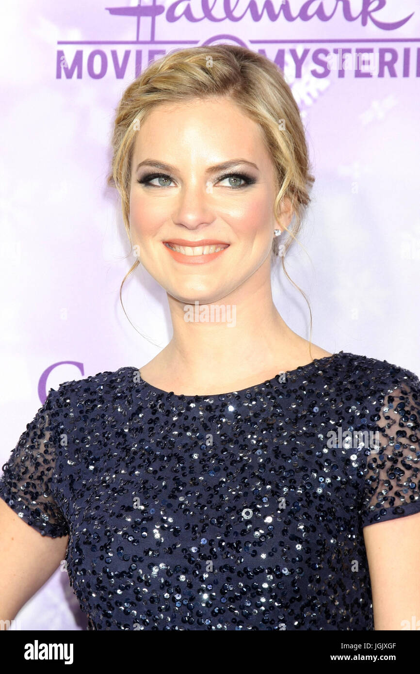 Cindy busby hi-res stock photography and images - Alamy