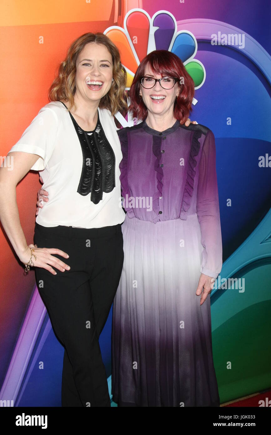 Pasadena, CA, USA. 13th Jan, 2016. LOS ANGELES - JAN 13: Jenna Fischer ...