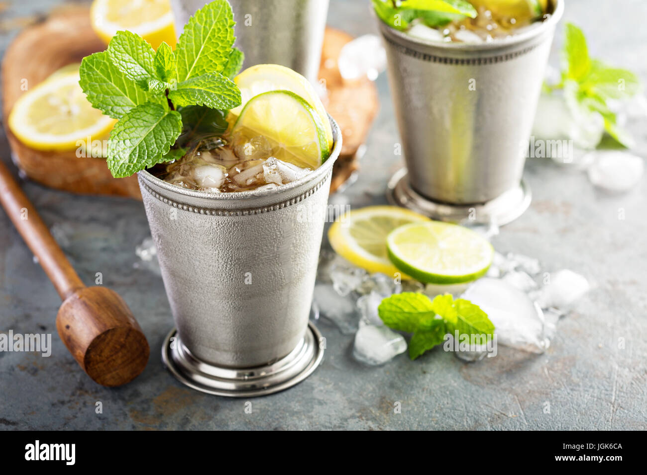 Classic mint julep cocktail Stock Photo - Alamy Classic mint julep cocktail Stock Photo - Alamy