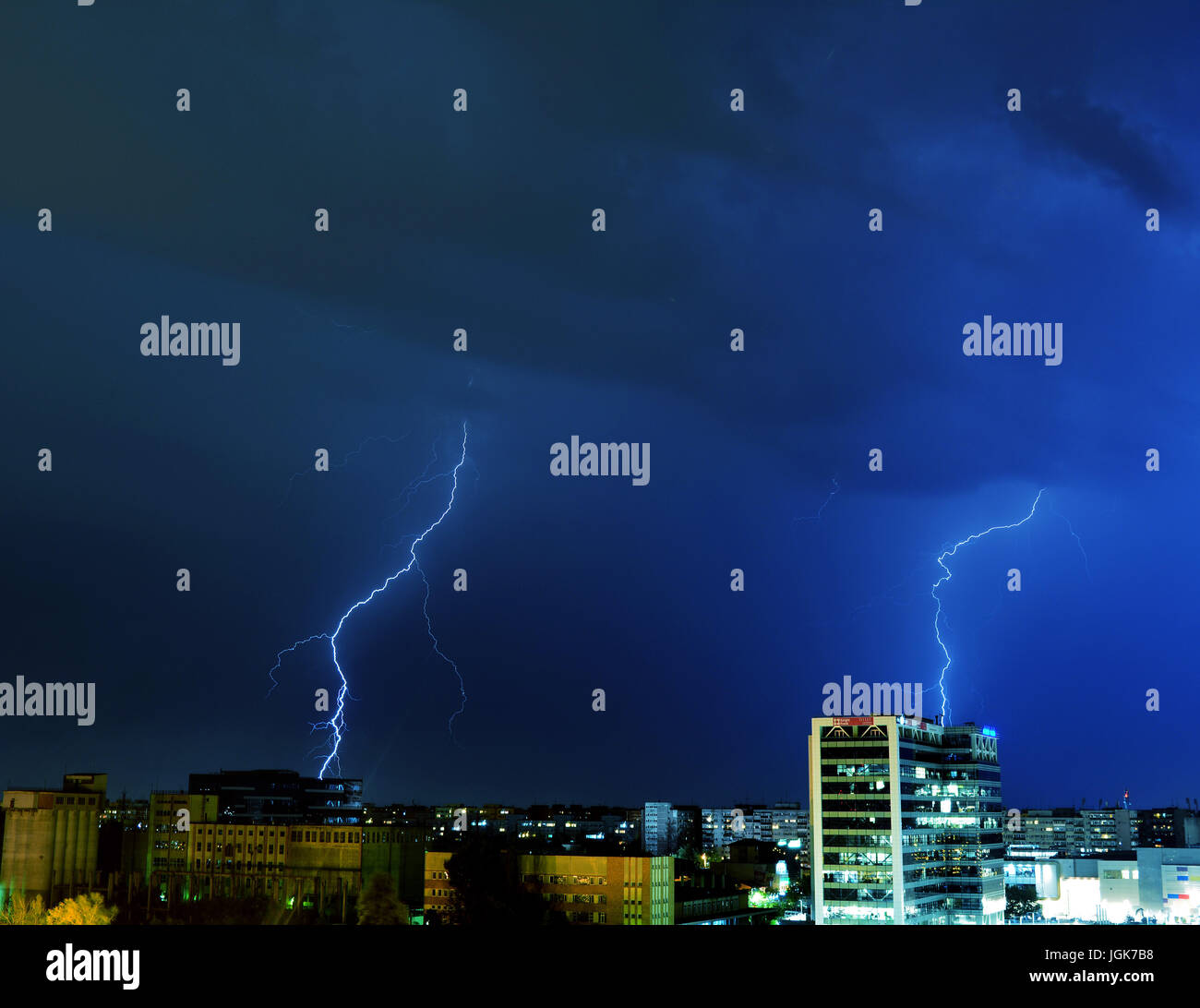 A lightning storm in the Militari district over the Plaza Romania mall ...