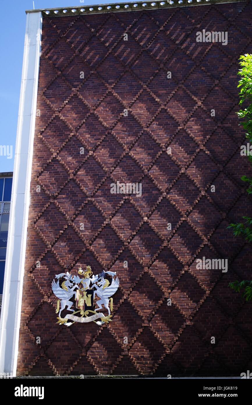 Diamond brickwork pattern hi-res stock photography and images - Alamy