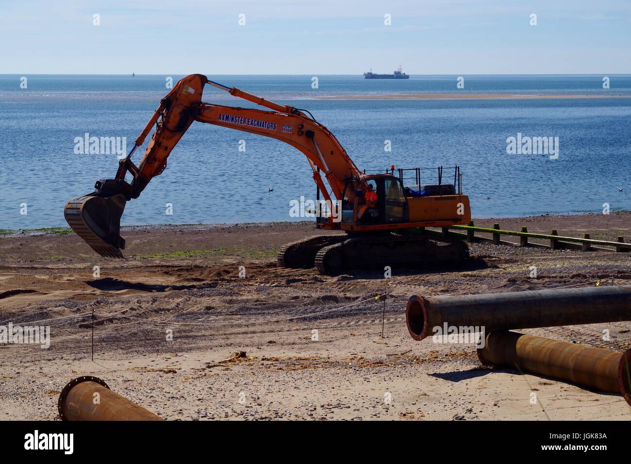 Digger beach devon hi-res stock photography and images - Alamy