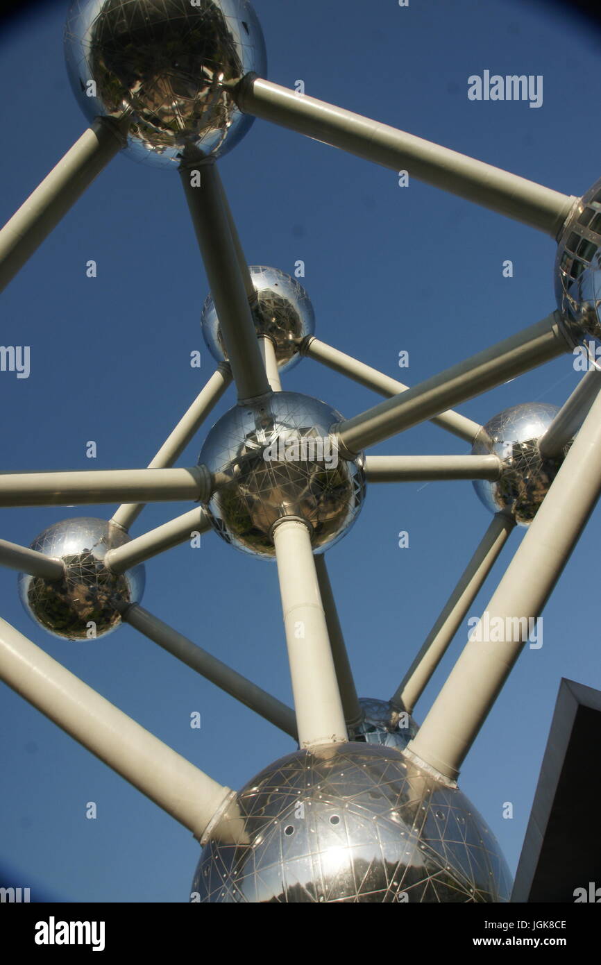 Atomic age art hi-res stock photography and images - Alamy