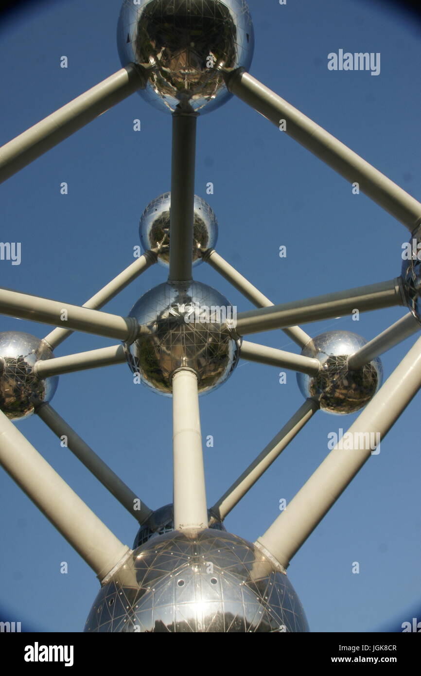 Atomic war 1950s hi-res stock photography and images - Alamy