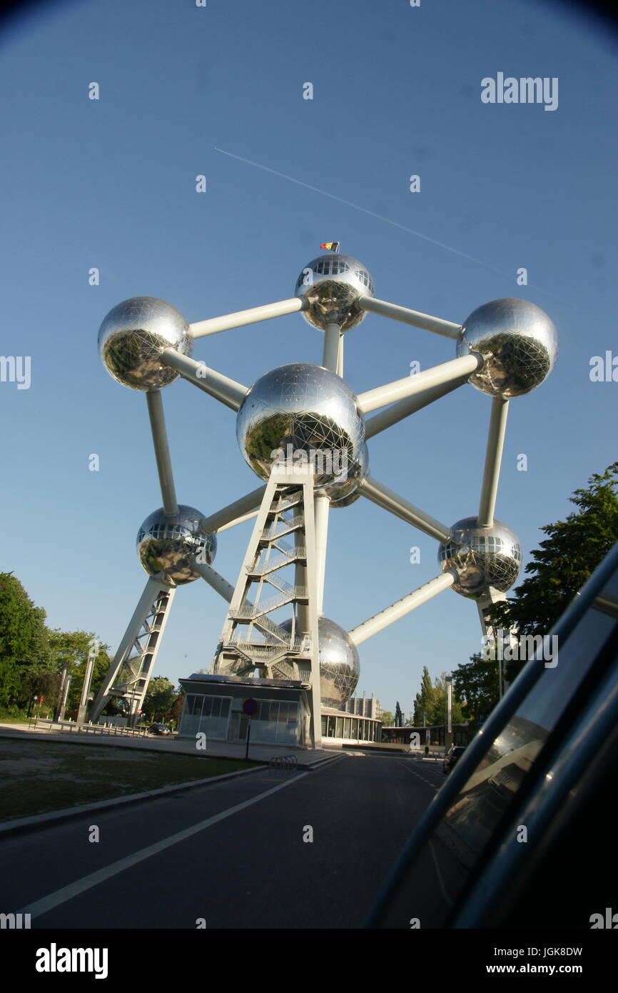 Atomic age art hi-res stock photography and images - Alamy