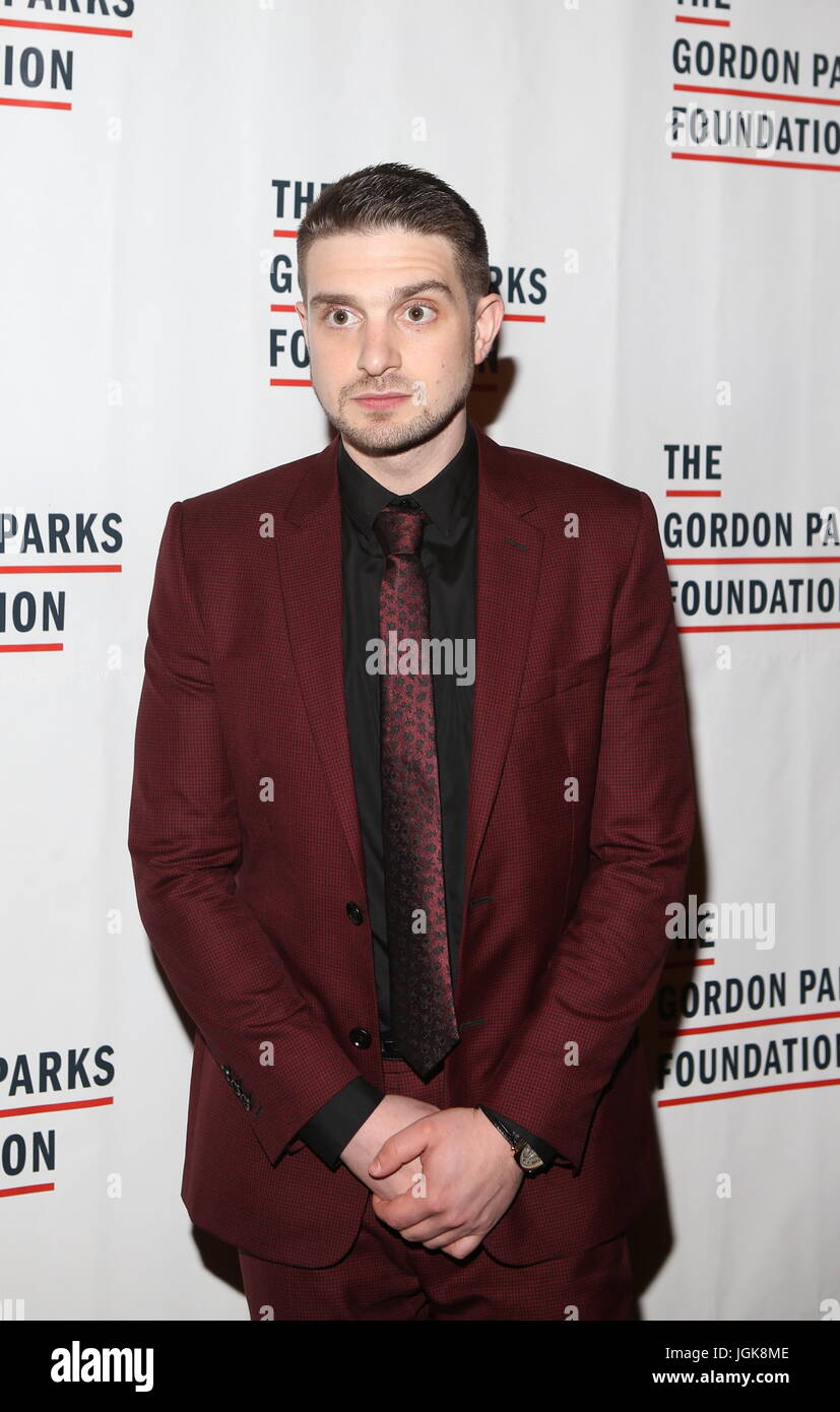 The Gordon Parks Foundation honors Congressman John Lewis, Mavis ...