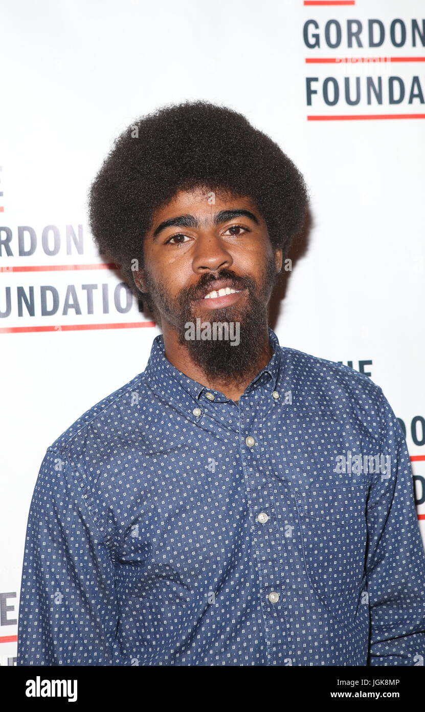 The Gordon Parks Foundation honors Congressman John Lewis, Mavis ...