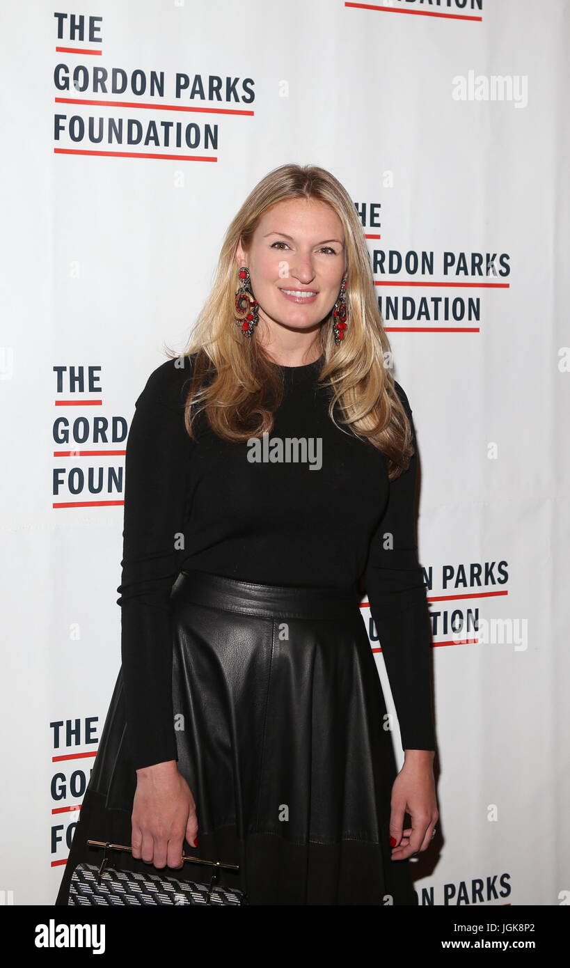 The Gordon Parks Foundation honors Congressman John Lewis, Mavis ...