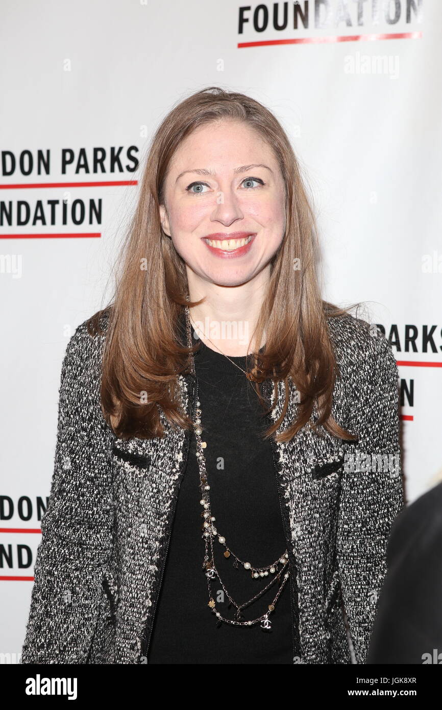 The Gordon Parks Foundation honors Congressman John Lewis, Mavis ...