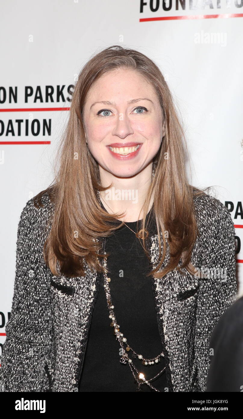 The Gordon Parks Foundation honors Congressman John Lewis, Mavis ...