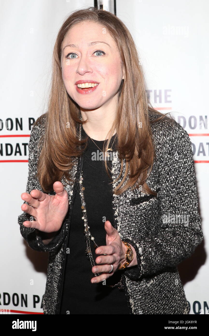 The Gordon Parks Foundation honors Congressman John Lewis, Mavis ...