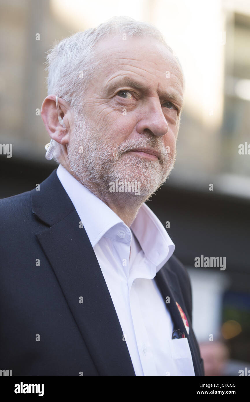 Labour leader Jeremy Corbyn kicks off his eve of poll tour of the UK ...