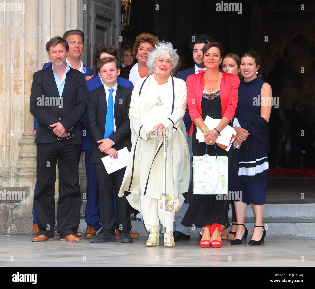 A memorial service is held at Westminster Abbey for Ronnie Corbett ...