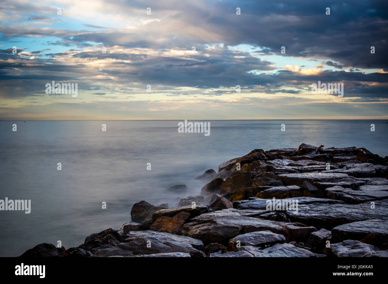 Rock alley hi-res stock photography and images - Alamy