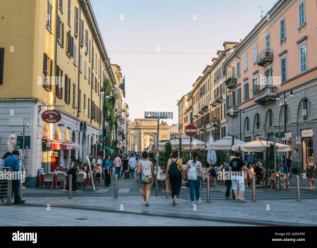 Milan trolley hi-res stock photography and images - Alamy