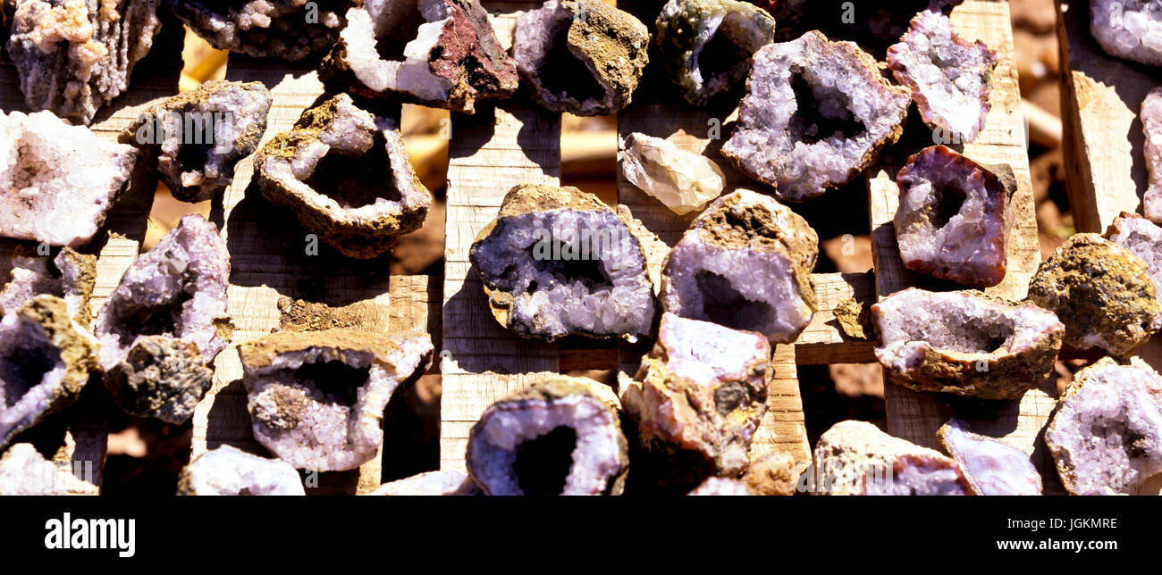 Geodes hi-res stock photography and images - Alamy