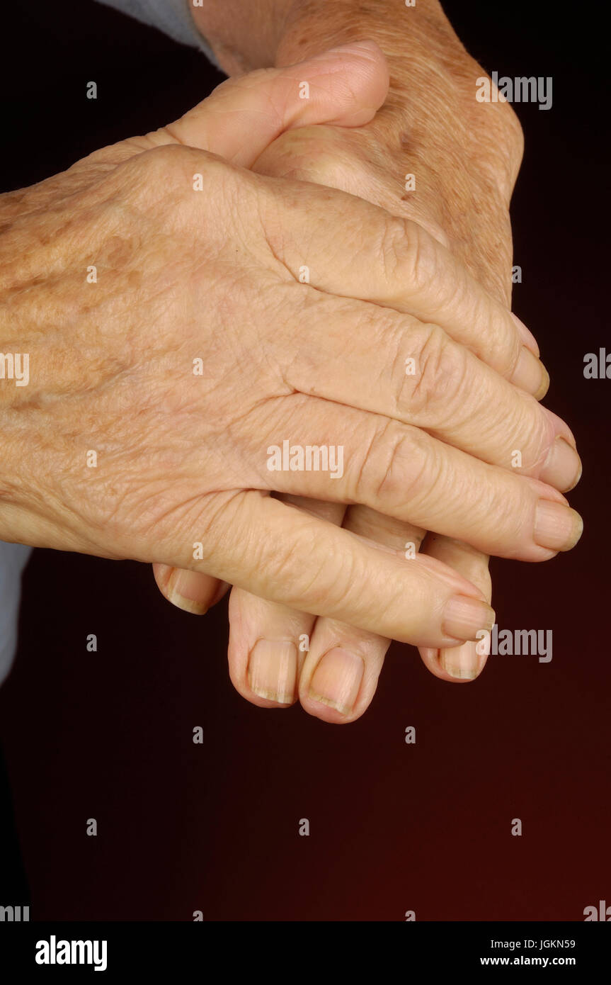 old woman hand Stock Photo - Alamy