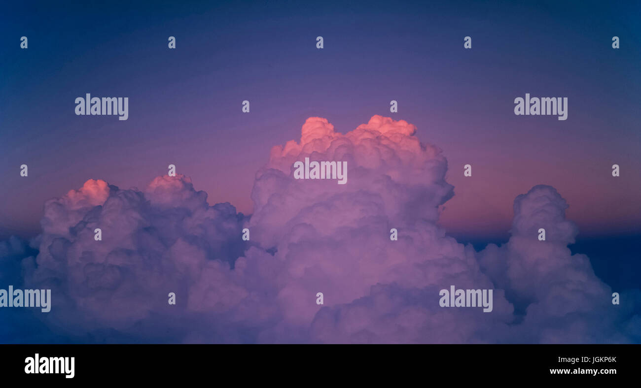 Rs 1600 hi-res stock photography and images - Alamy