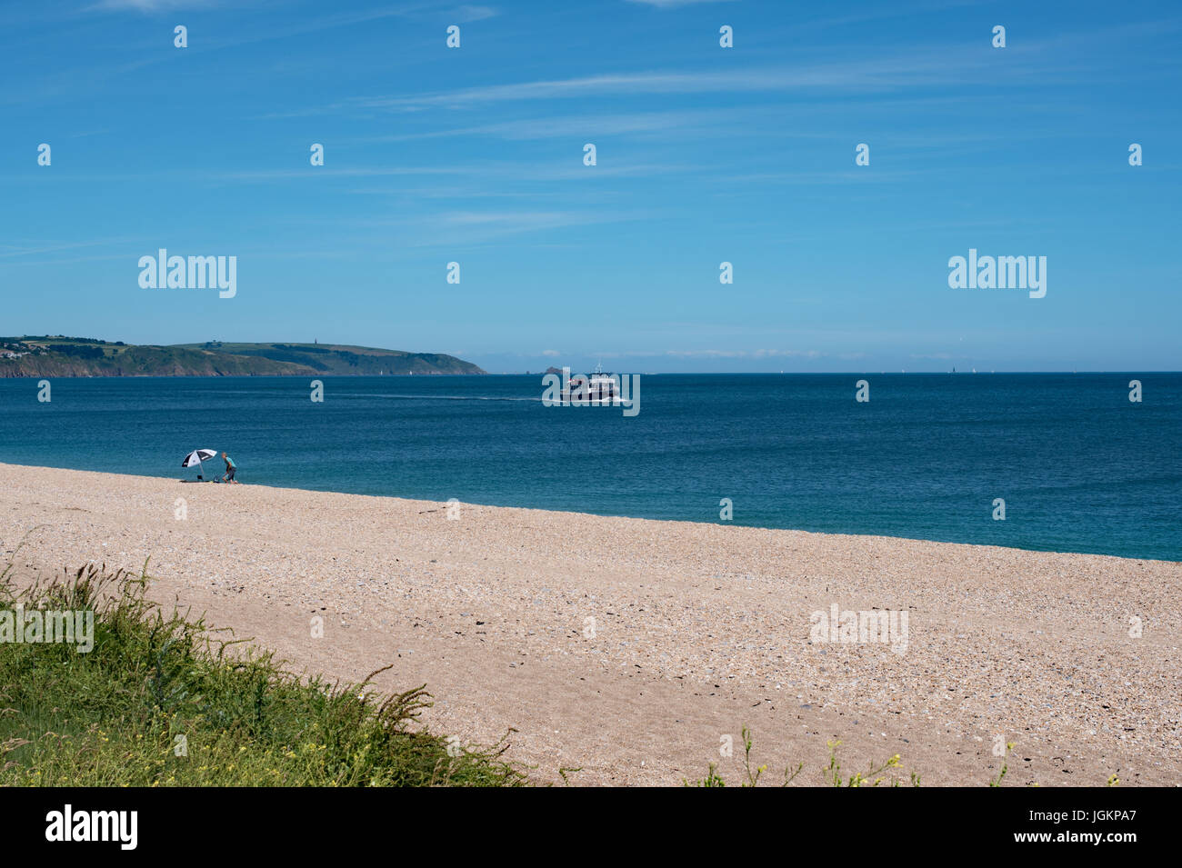 The coastline and beach at Slapton Sands, Devon Stock Photo - Alamy