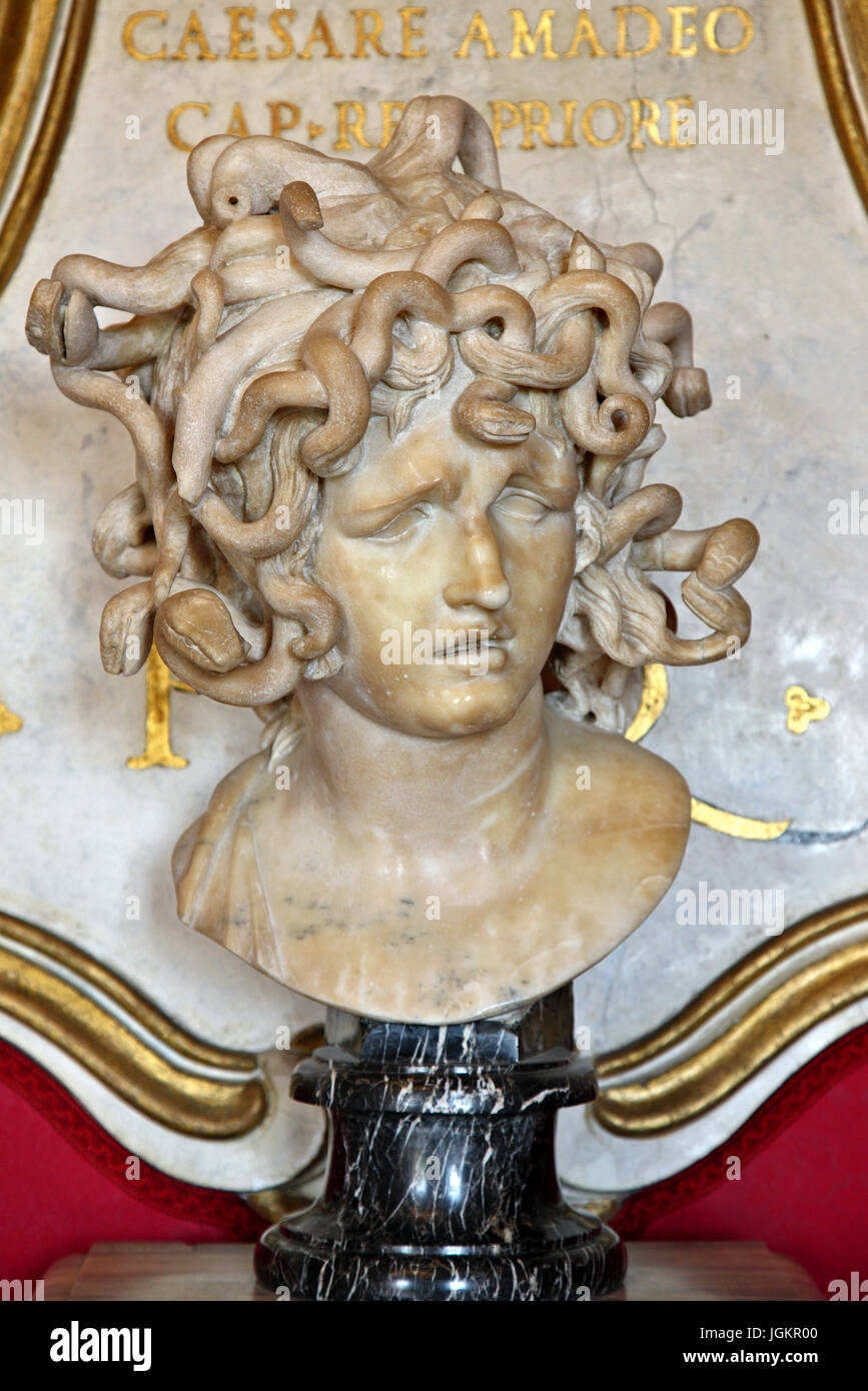 Gian lorenzo bernini medusa High Resolution Stock Photography and ...