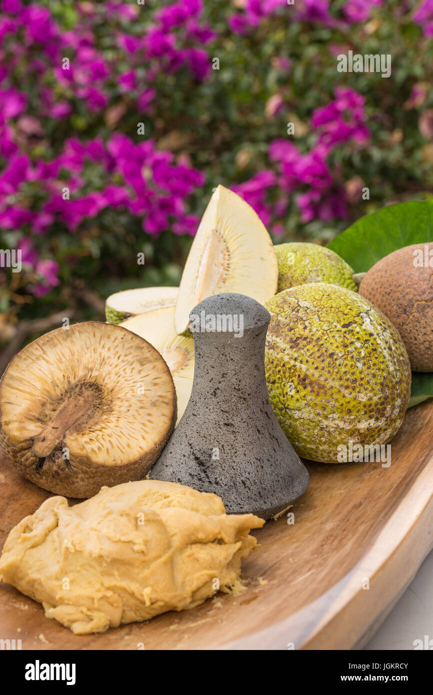 Traditional Hawaiian fare of Ulu pounded into paiai Stock Photo - Alamy