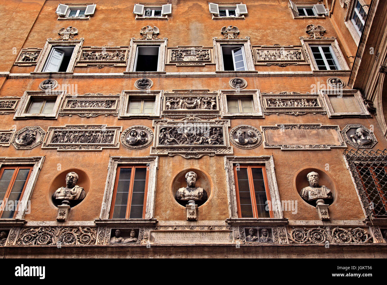 Italiano hi-res stock photography and images - Alamy