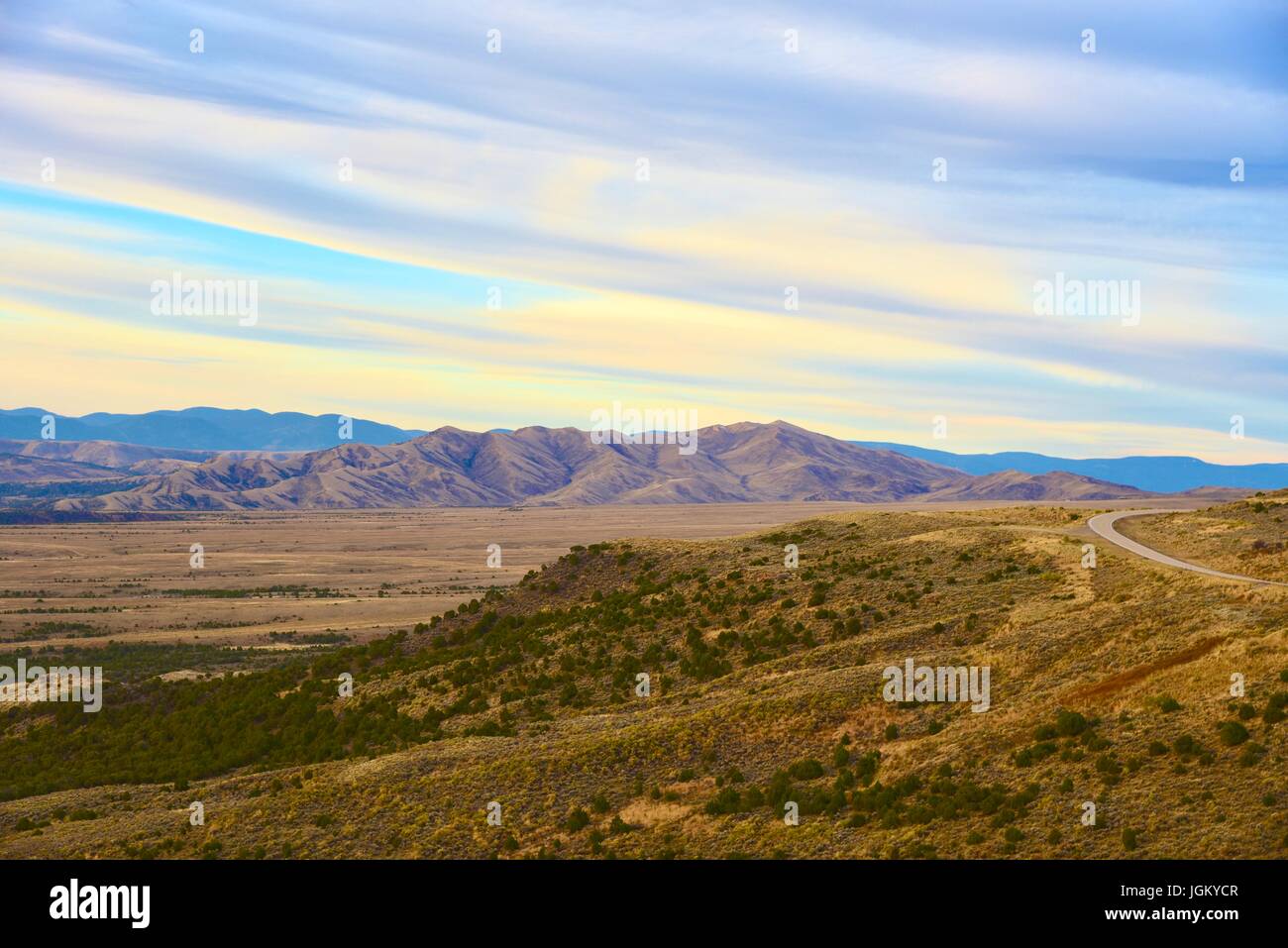 A view from US Route 191 through the Flaming Gorge Green River Scenic ...