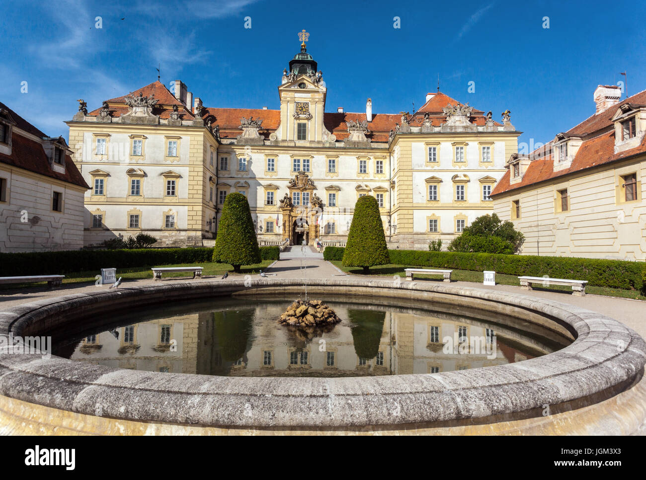 Baroque Castle Valtice Chateau fountain in courtyard Czech Republic ...