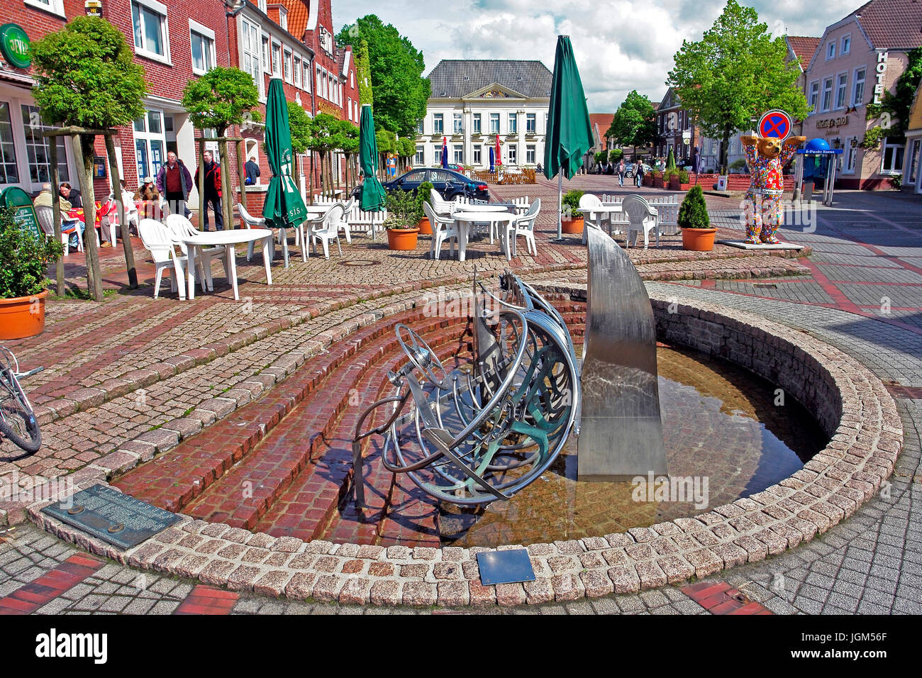 Esens hi-res stock photography and images - Alamy