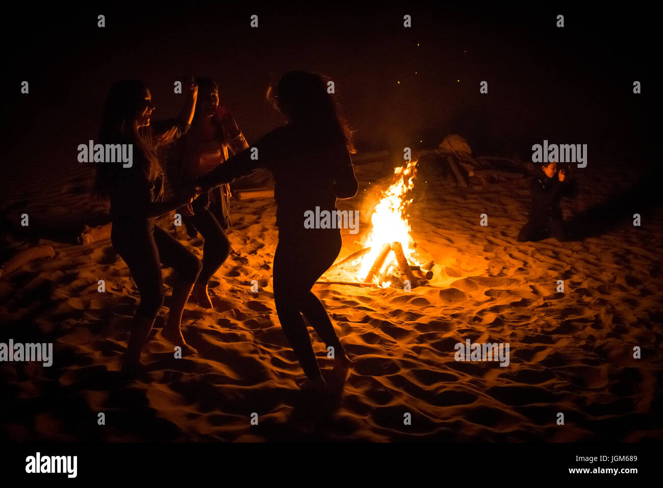 Pit girls hi-res stock photography and images - Alamy