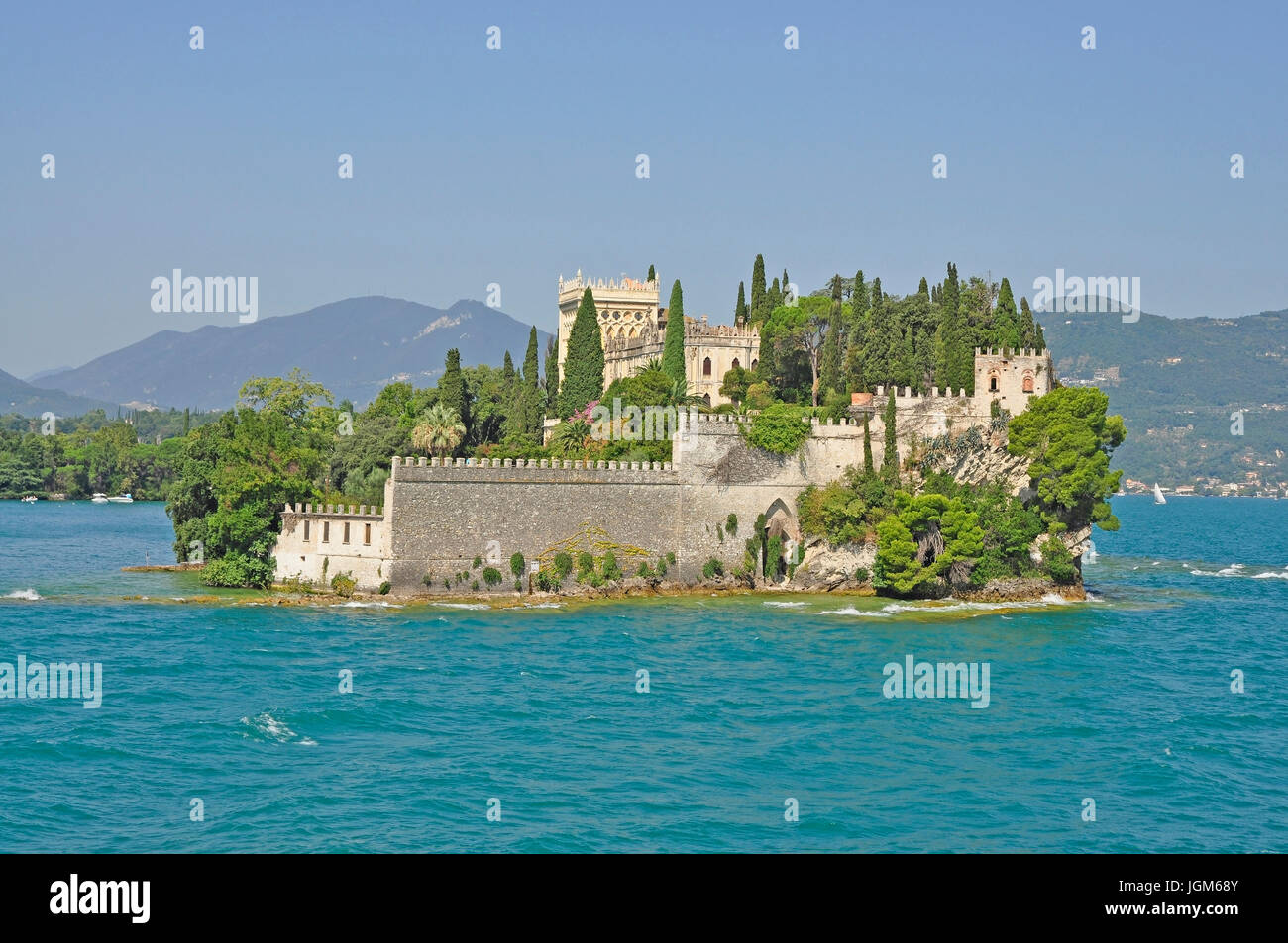 Europe, Italy, Gardasee, castle, fort, tower, Isola de Garda, harbour ...