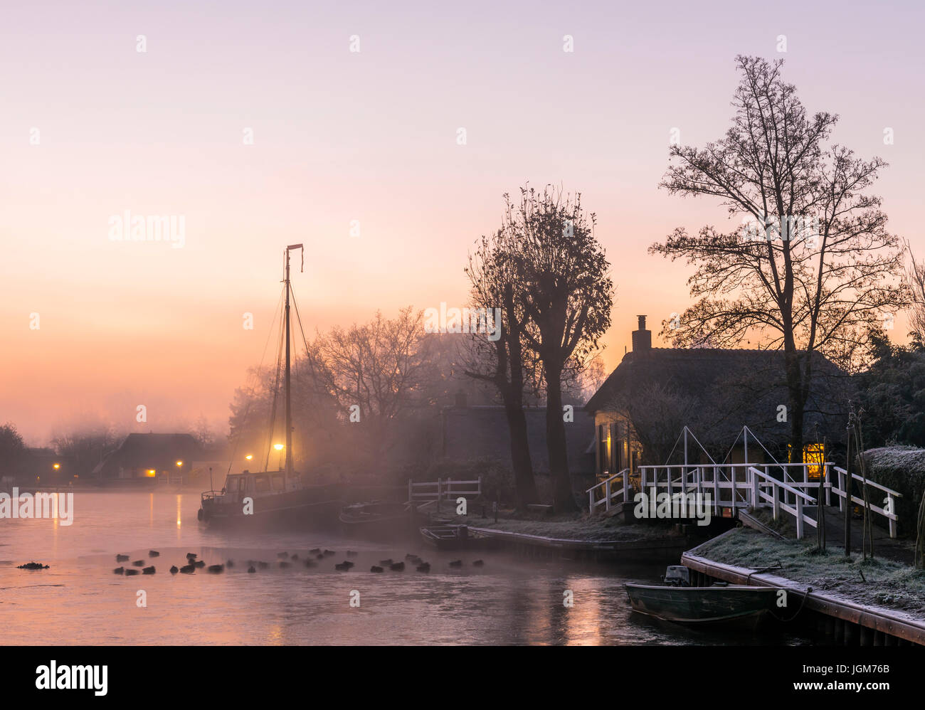 Kalenberg and the Kalenbergergracht during sunrise with farmhouses ...