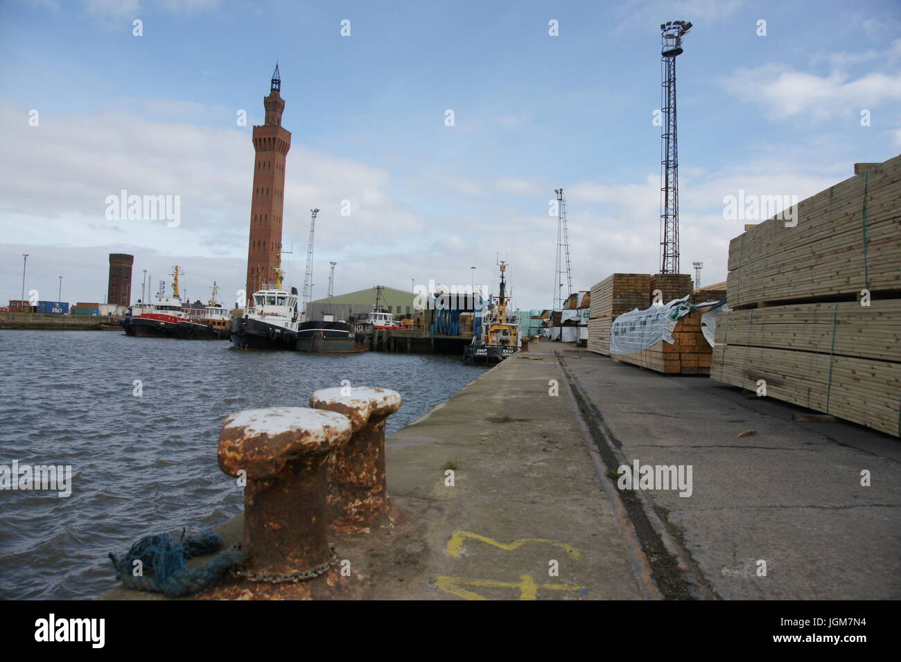 Grimsby docks tower hi-res stock photography and images - Alamy