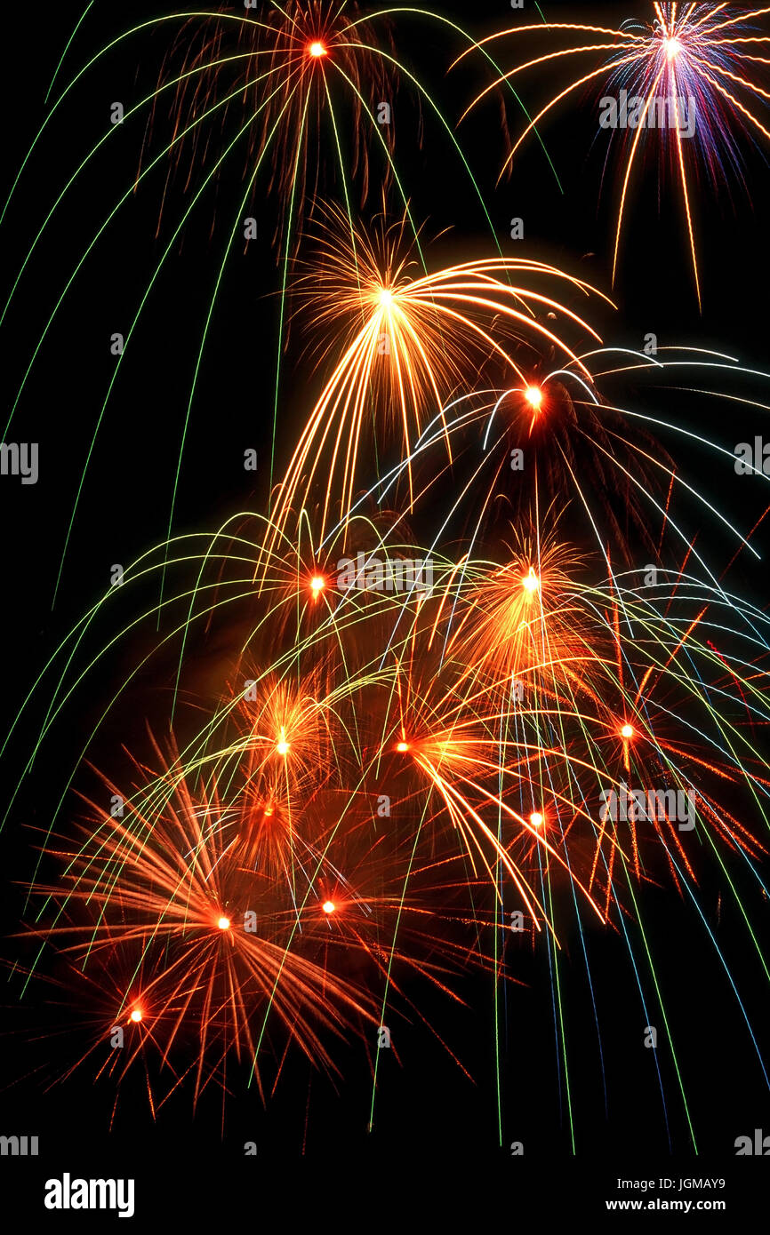 Fireworks in Montreal, Canada, Golden Jupiter Trophy, Feuerwerk in ...