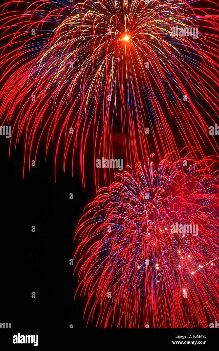 Fireworks in Montreal, Canada, Golden Jupiter Trophy, Feuerwerk in ...