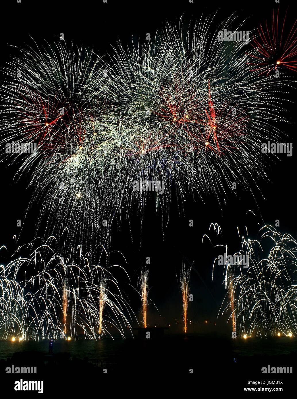 Fireworks - luminous rockets - Argentina, Feuerwerk - Leuchtraketen ...