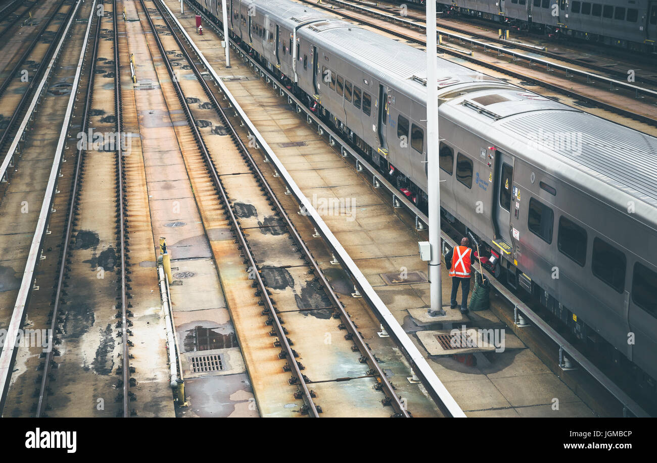 New york city subway mta hi-res stock photography and images - Alamy