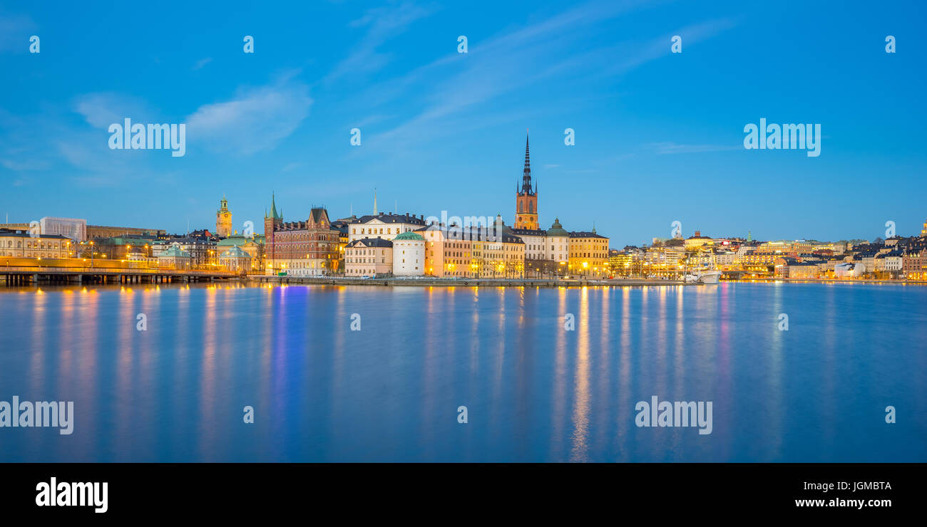 Stockholm view of city at night hi-res stock photography and images - Alamy