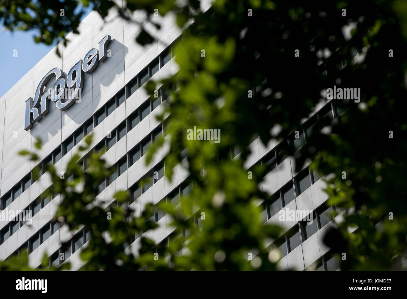 Kroger headquarters hi-res stock photography and images - Alamy