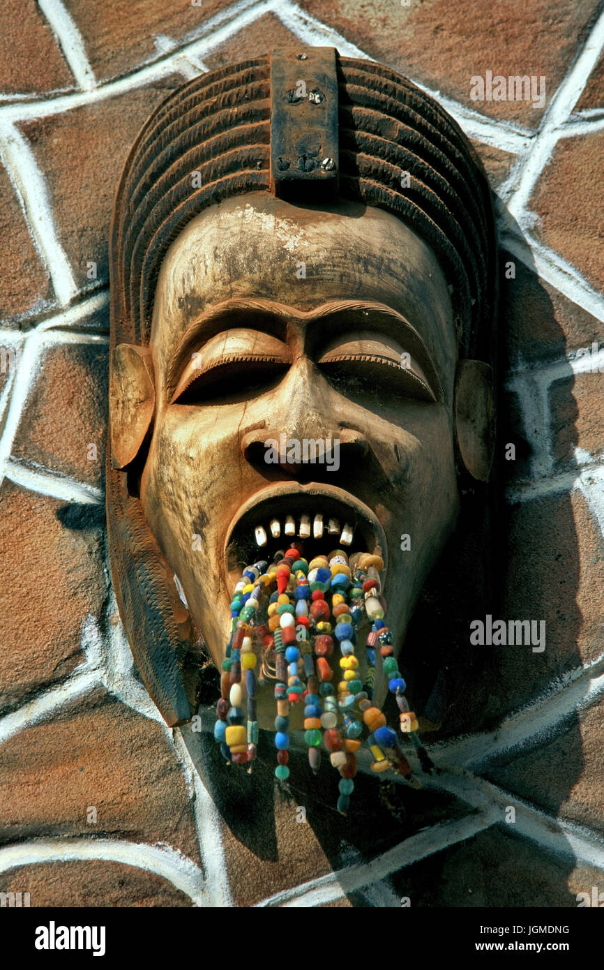 Mask from Mali, Maske aus Mali Stock Photo - Alamy